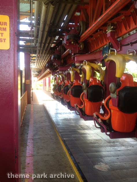The Flash Vertical Velocity At Six Flags Discovery Kingdom Theme Park Archive