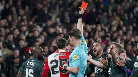 Vi Fc Groningen Tekent Protest Aan Na Rode Kaart MÃ¤Ã¤ttÃ¤ Tegen