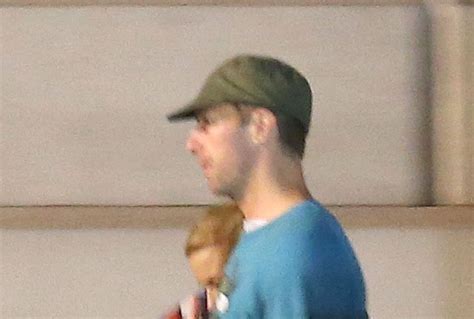 კრის მარტინი და კაილი მინოუგი პაპარაცებმა ერთად დააფიქსირეს კვირა