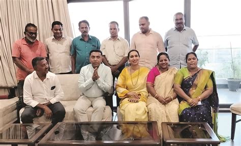 Goa Cm Sawant Seeks Support From Former Minister Milind Naik For Ls
