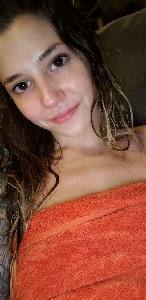 295 Best Shower Selfie Images On Pholder Selfie Gaybrosgonemild And