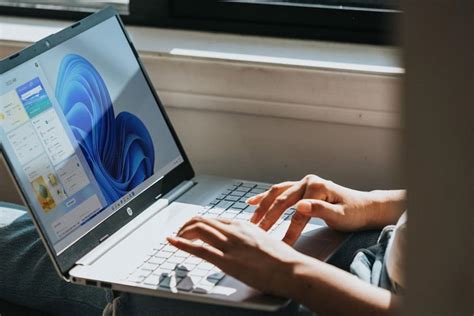 آموزش اضافه کردن ویجت های مختلف به دسکتاپ ویندوز 11