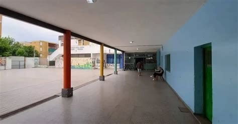 “clases O Tiros” Denuncian Amenazas En La Puerta De Una Escuela De Rosario