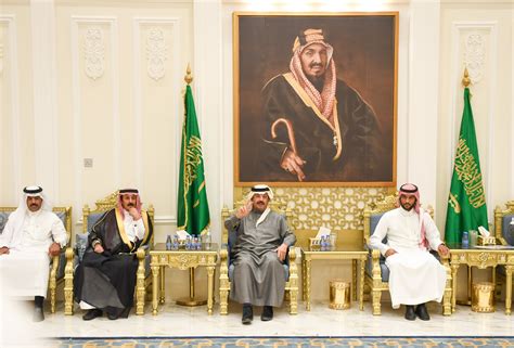 الأمير تركي بن طلال يعزِّي أسرة آل راسي إمارة منطقة عسير