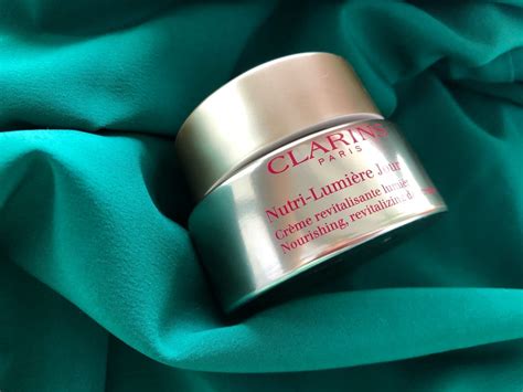 Крем для лица дневной Clarins Nutri-Lumière Jour Revitalising Day Cream ...