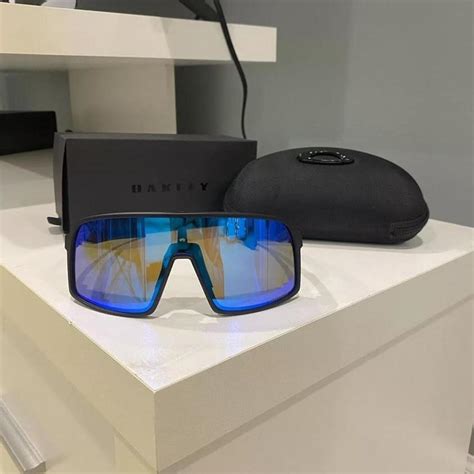 The Oakleys Sutros In Absolute Mint Condition Very Depop