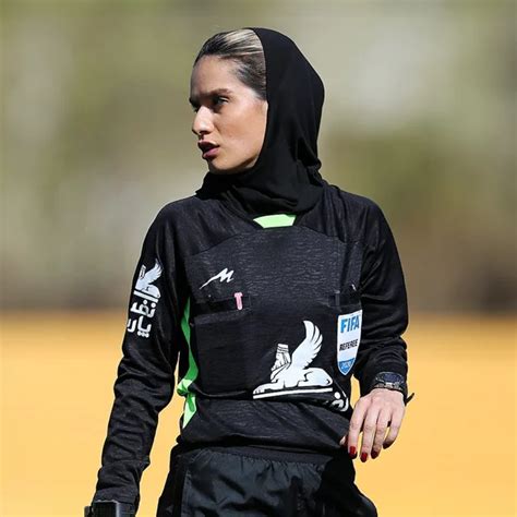 بیوگرافی مهناز ذکایی داور بین المللی فوتبال با ناگفته ها