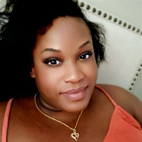 Marie Angerville Youtube