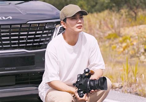 Korean Celebrity Yoo Seung Ho Visits Kuching For Off The Grid Series