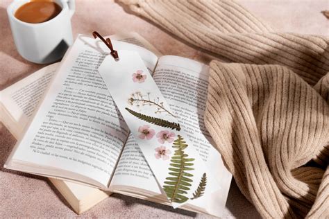 책갈피 목업 이미지 Freepik에서 무료 다운로드 책갈피 목업 이미지 Freepik에서 무료 다운로드