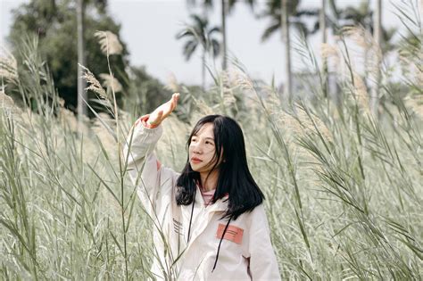 女孩 草 肖像 Pixabay上的免费照片