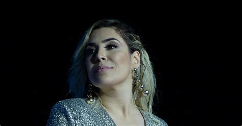Naiara Azevedo disse que perdeu peso dieta e exercícios físicos