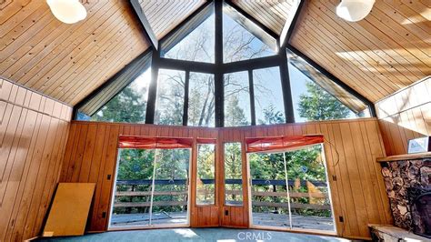 369 Jasmine Ln Lake Arrowhead CA 92352 MLS CV23211736 Zillow
