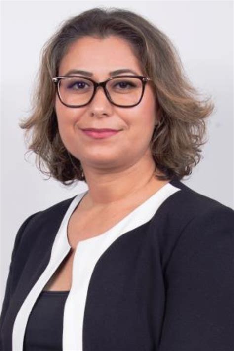 Volunteer Spotlight Ihsane Dress For Success Ottawa