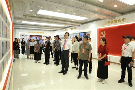 代表委员关注丨常怀“公益”之心 共护大美云南 最高检邀请部分全国人大代表视察云南检察工作（一）澎湃号·政务澎湃新闻 The Paper