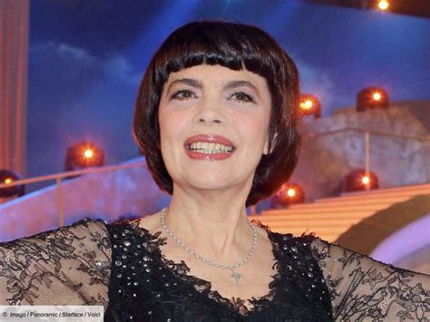 Pas Un Choix Pourquoi Mireille Mathieu Na Jamais Eu Denfant
