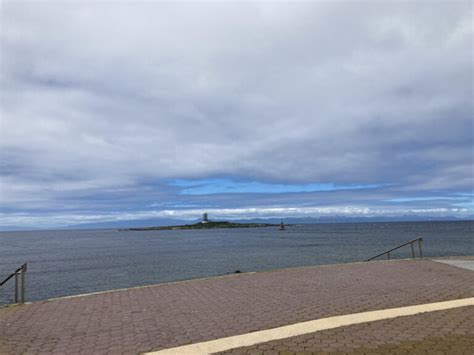 【写真で振り返る青森県の海】本州最北端の地・大間から見る弁天島│life Is Simple