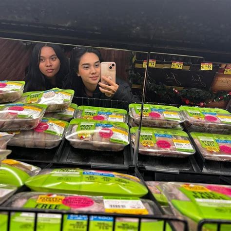 5 Potret Kompak 3 Putri Shahnaz Haque Yang Lagi Reunian Di Los Angeles Foto 1