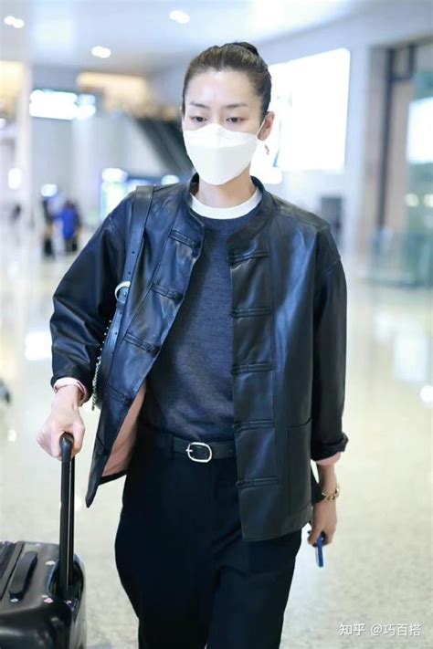 刘雯机场秀又来了！ 五套”接地气造型，不费力就能赚足回头率 知乎