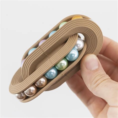 The Chain Puzzle Retro 3d Model By Make Anything On Thangs