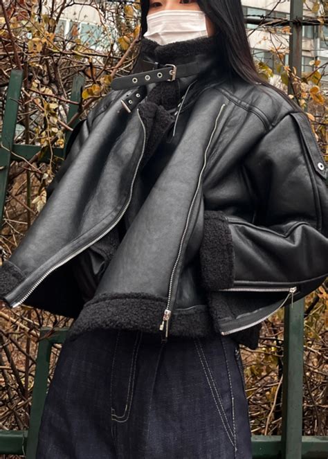 투벨트 크롭 무스탕 에이블리