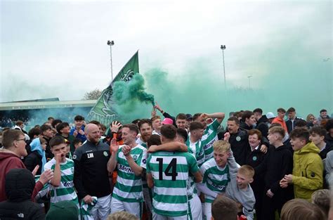 Pictures Buckie Thistle Players And Fans Celebrate Title Win With