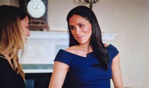 Meghan Markles Body Language When Discussing Wedding Veil Was ‘not