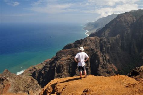 Kauai Essential Travel Guide Explore Beaches Hikes And Top Attractions