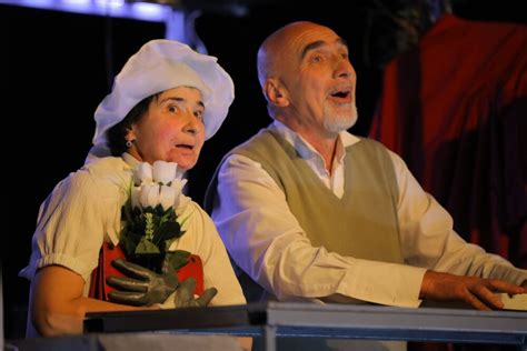 ხვალ თეატრი წარმოგიდგენთ სპექტაკლს შაშვი შაშვი მაყვალი ზუგდიდელები