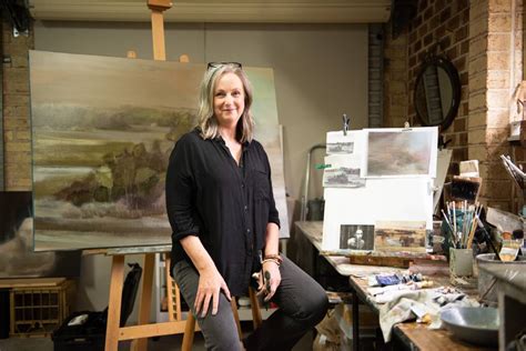 Painter Libby Wakefield Wins 2021 Veolia Creative Arts Scholarship