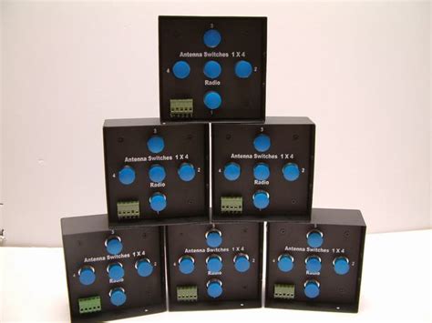 哈罗cq火腿社区 Diy套件、元器件交流中心 弄好了as104自动天线切换器1x4，支持logg32 Vsc控制、icom波段电压、yaesu波段信号切换、1x72x4