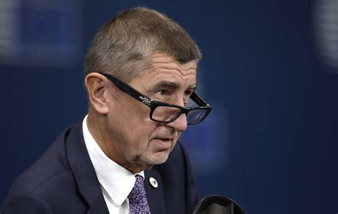 ჩეხეთში მთავრობა გადადგა