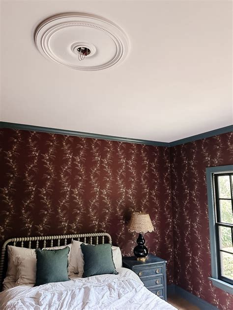 How To Install A Ceiling Medallion Chris Loves Julia
