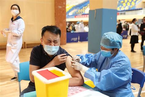 现场直击 昆工人撸起袖子苗苗苗 昆明理工大学