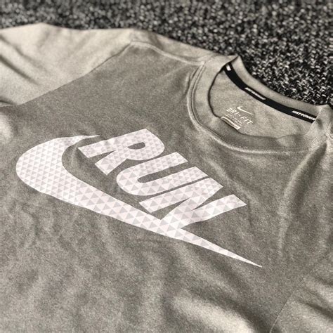 Rare And Cool Running T Shirt By Nike In Size Small Depop