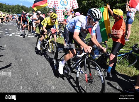 Maglia Gialla Tadej Pogacar Hi Res Stock Photography And Images Alamy