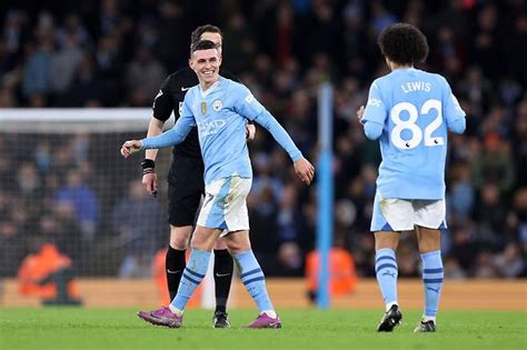 ‘포든 해트트릭 대폭발 맨시티 애스턴 빌라에 4 1 대승···선두 아스널 1점 차 추격