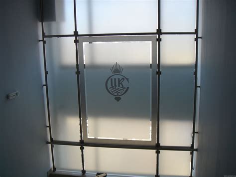 Парапети от стъкло и алуминий стъклени врати прозорци Душ кабини Blog Archive преградно