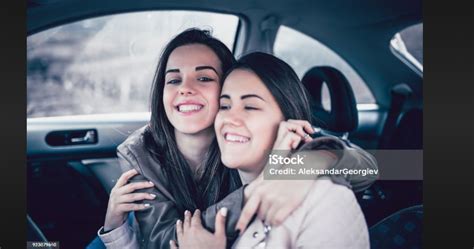 How To Cuddle In A Car Tips For Cozy Car Comfort