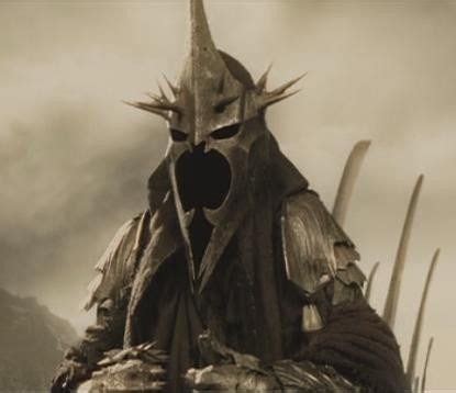 Casco Nazgul Buscar Con Google Witch King Of Angmar Witch Dark