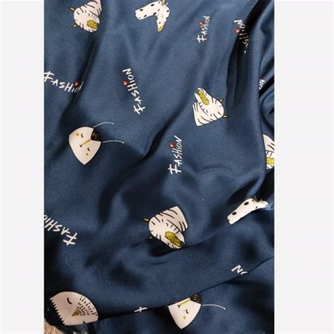 خرید و قیمت پارچه ساتن طرحدار سرمه ایی کیوت متری از غرفه فروشگاه بزرگ اروجی