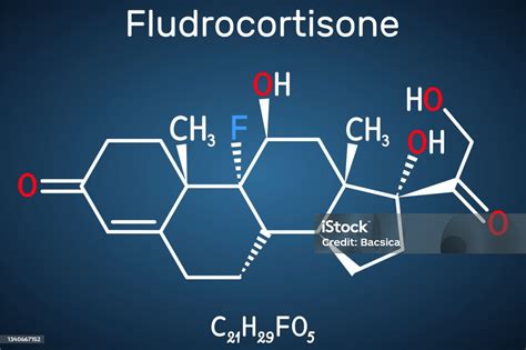 플루드로코르티슨 불소시손 분자 그것은 항 염증 및 항 알레르기 특성합성 코르티코 스테로이드 짙은 파란색 배경의 구조적 화학 포뮬러 0명에 대한 스톡 벡터 아트 및 기타