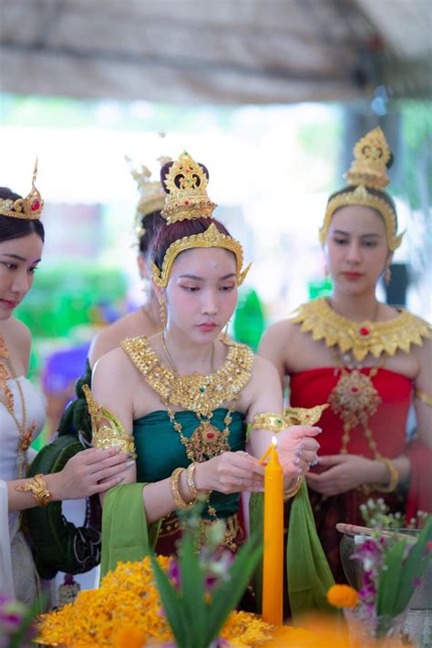 กราบขอบพร ร้านเฮือนภูไท อุดร รับงานแสดงและเช่าชุดอุดรธานี