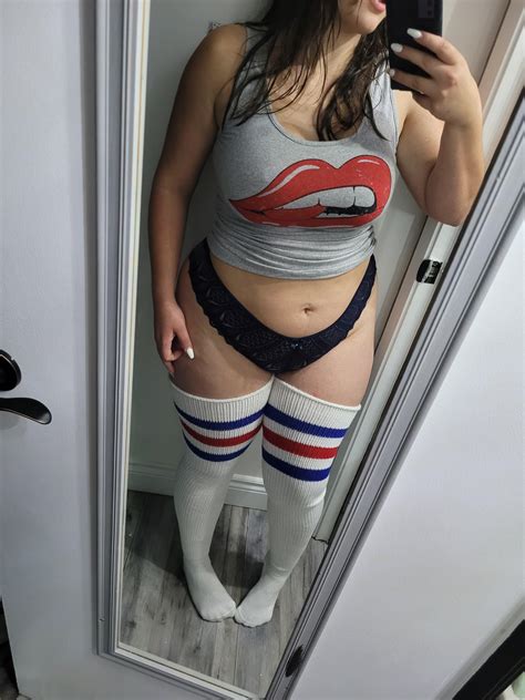 I Hate Wearing A Bra 😩 Rchubby