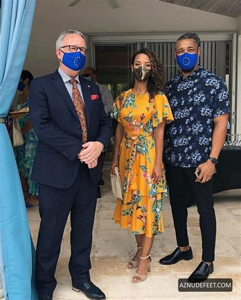 Constance Jones Feet Aznudefeet