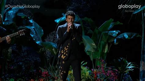 Sebastián Yatra emocionó a Latinoamérica con su interpretación de Dos Oruguitas en los Oscar