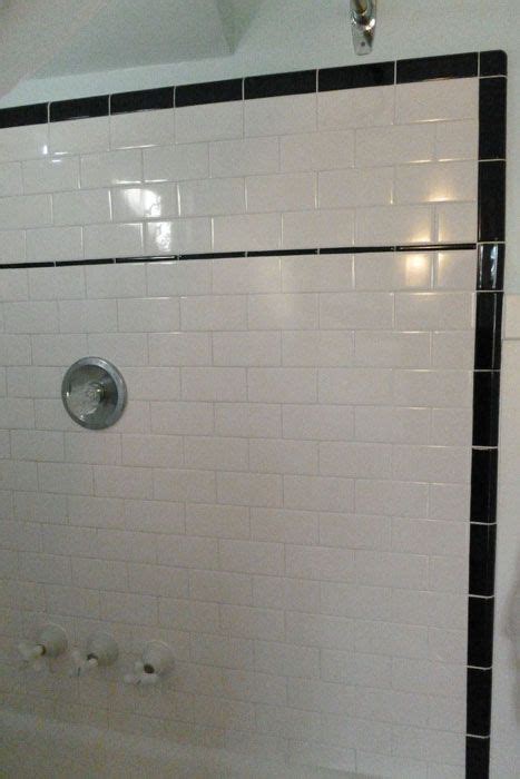 Contrasting Tile Edging Around Subway Tile Tile Edge Subway Tile