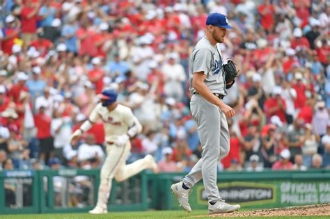 Dave Roberts Addresses Dodgers Issues Winning On The Road Dodgers Nation