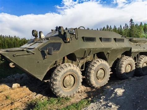 Продам БТР-80 с консервации. купить по цене 850000 ₽ в Новосибирске на ...