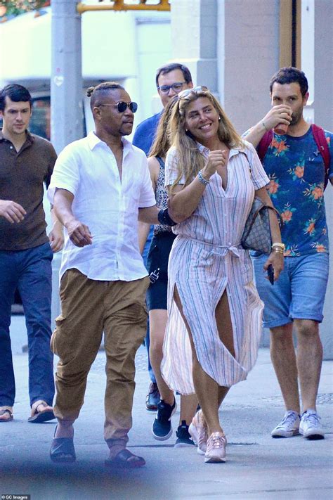 Cuba Gooding Jr And His Girlfriend Claudine De Niro Enjoy A Mexican Vacationafter He Pled